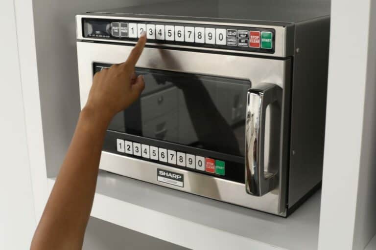 Best Commercial Microwave Guide: Which Is The Best for Your Kitchen ...